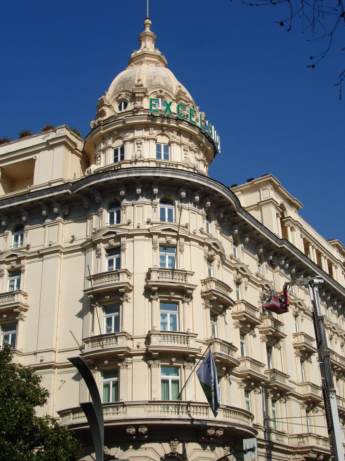 The Westin Excelsior Hotel – Rome, Italy - Passports Overloaded